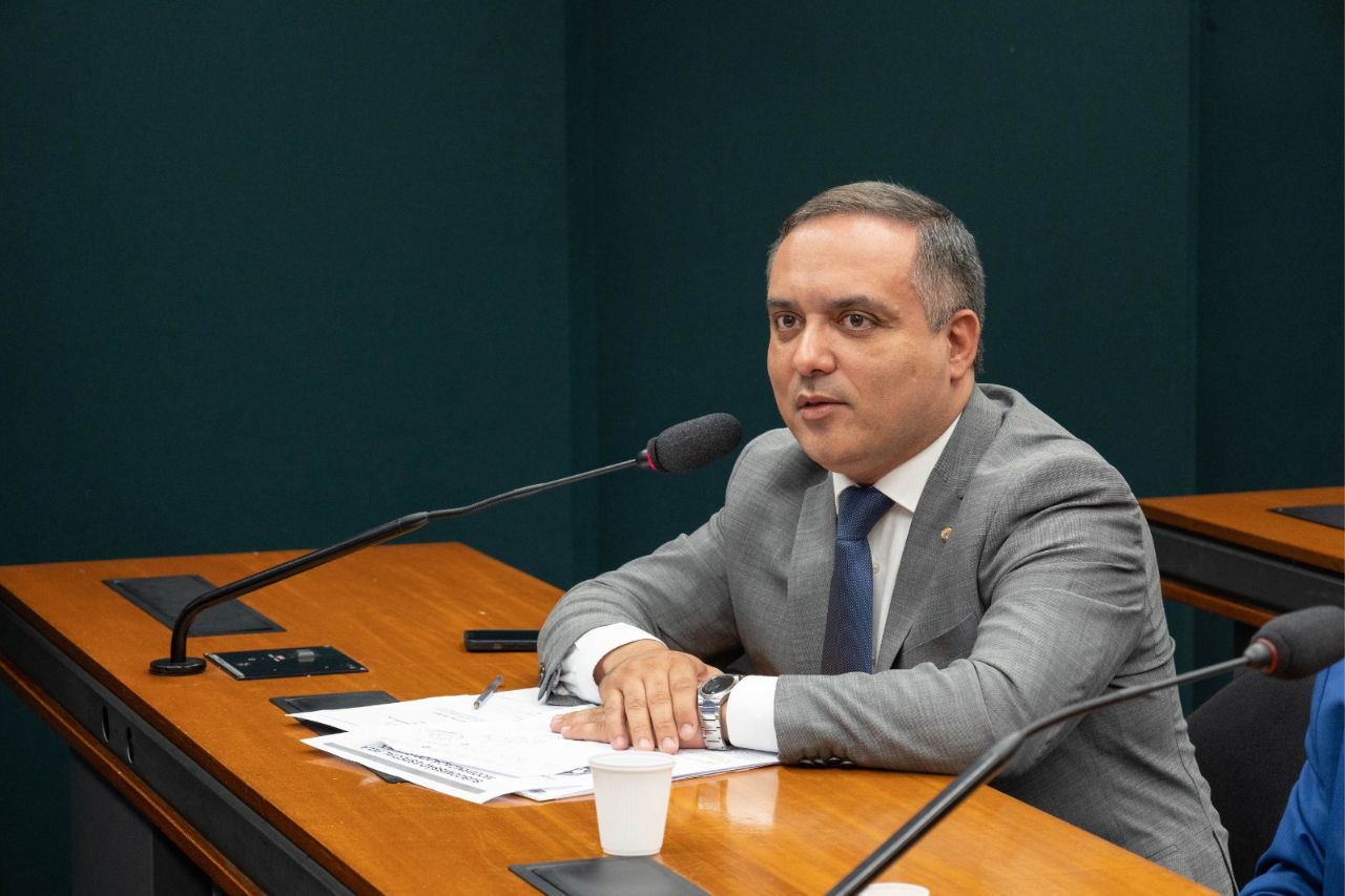 Deputado Marcelo Lima apresenta PL que busca apoio e cuidado para ... Deputado Marcelo Lima apresenta PL que busca apoio e cuidado para ...